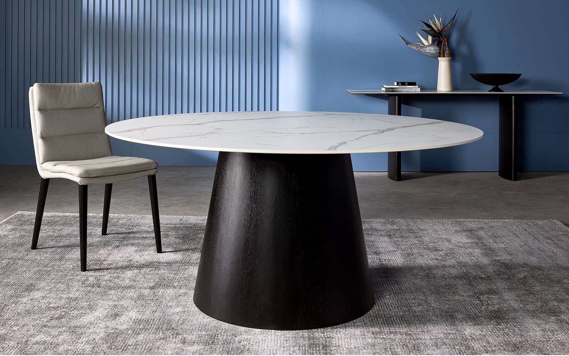 Francesca Round Dining Table | Nick Scali