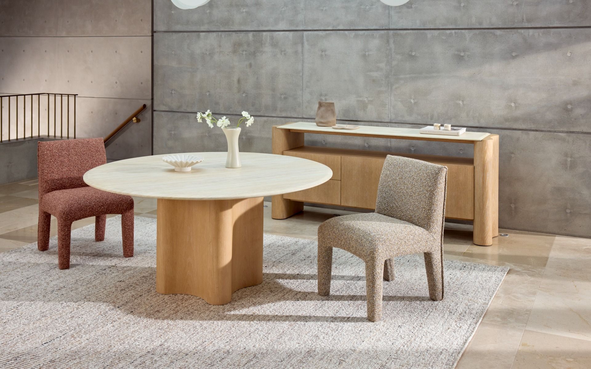 Traver Round Dining Table | Nick Scali
